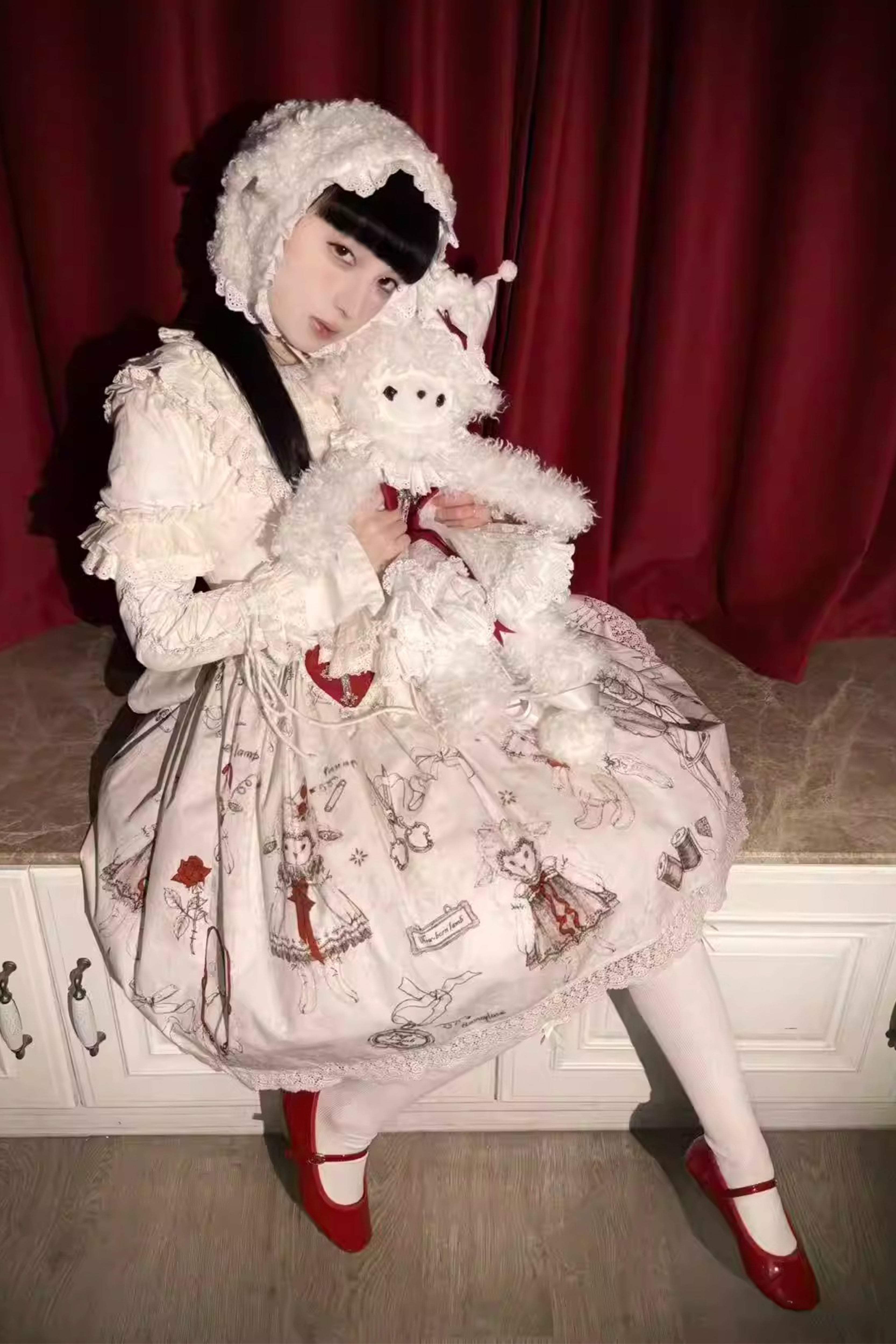 Broken Sheep ぬいぐるみバッグ【黒眼窩診療室】 – Epetice
